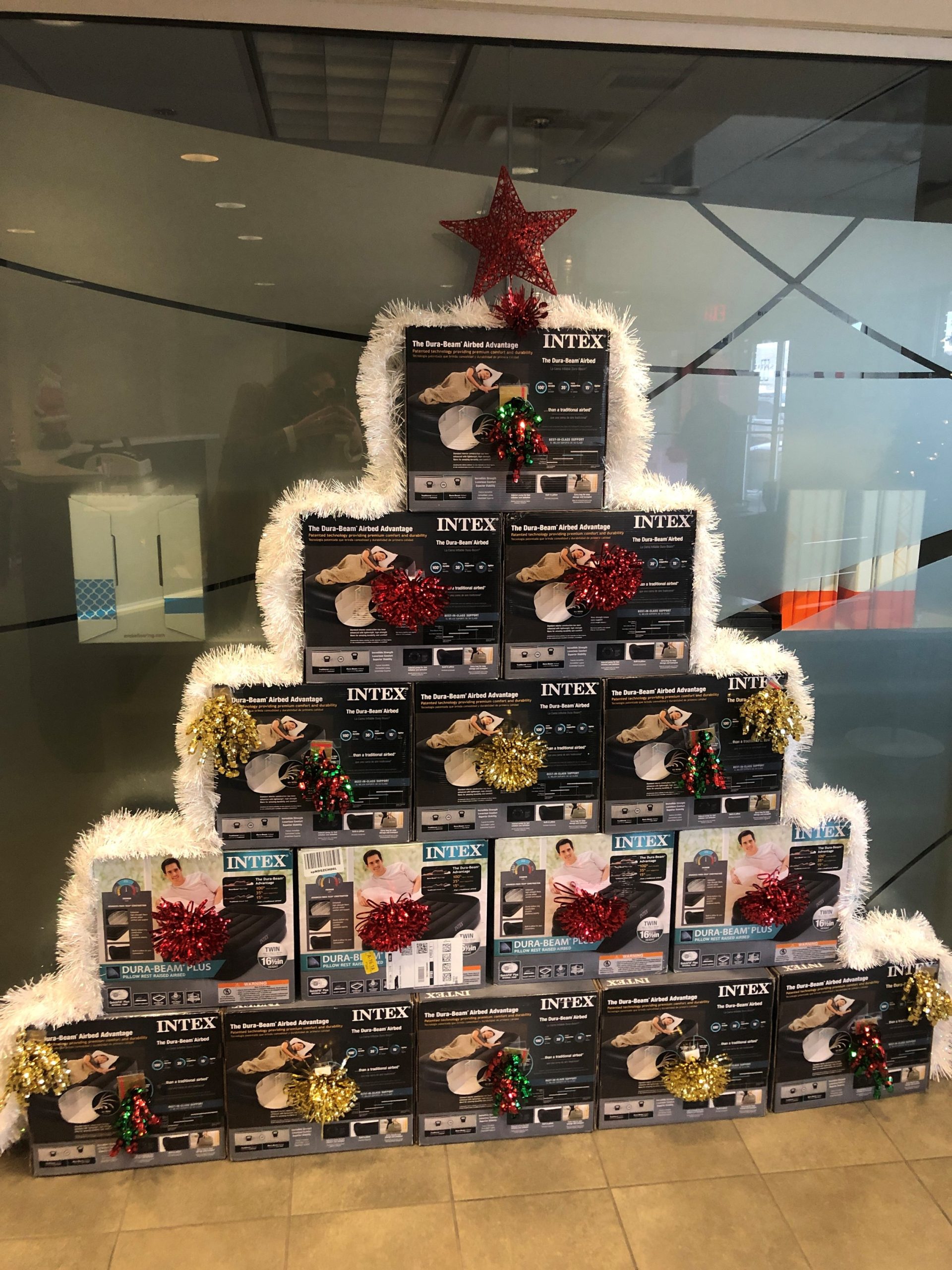 HOLIDAY GIVING TREES - Tacada - Family Real Estate Company